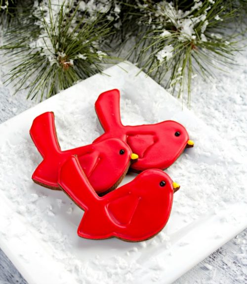Simple Red Bird Cookies - The Bearfoot Baker