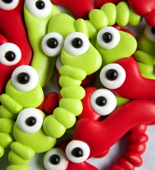 Worm Royal Icing Transfers -I've Got Worms! - The Bearfoot Baker