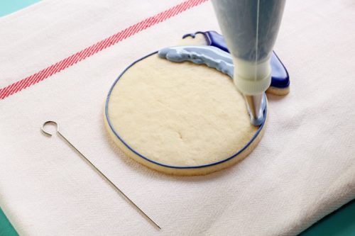Puffer Fish Cookies Tutorial with a Video - The Bearfoot Baker