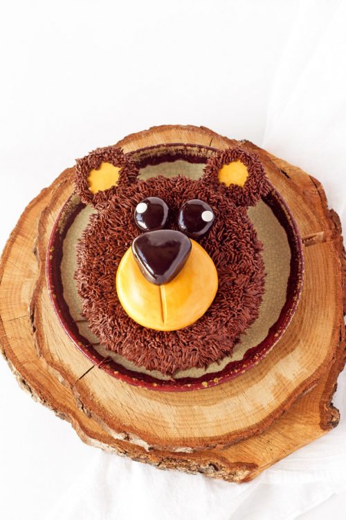 How to Make a Simple Bear Cake with Video - The Bearfoot Baker